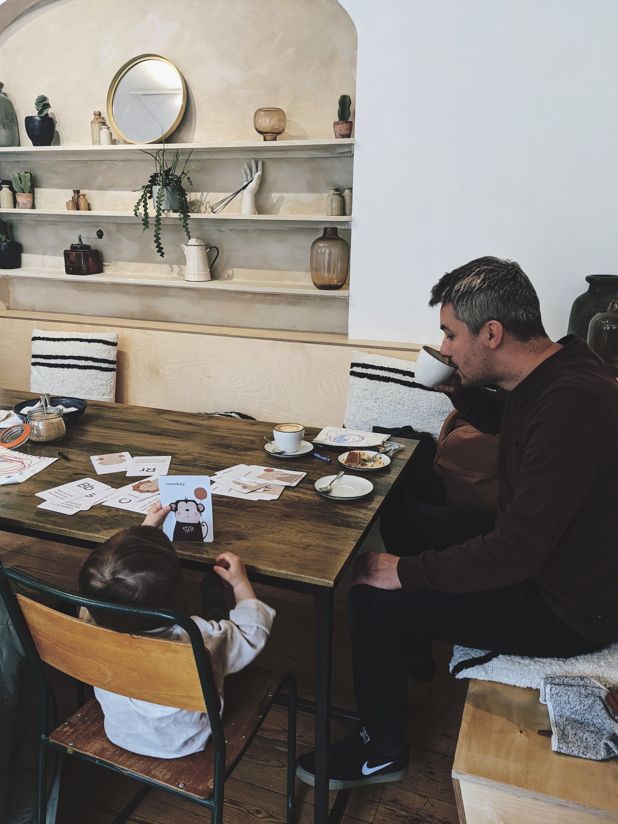 Animal Alphabet Flashcards - Early Years Learning - Paper & Bean